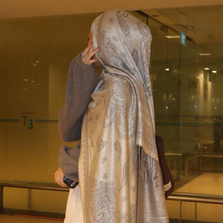 Silver – hijabooked